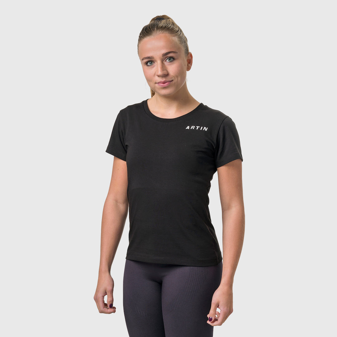 Basic Training Tee - Dames – Artin Athletics